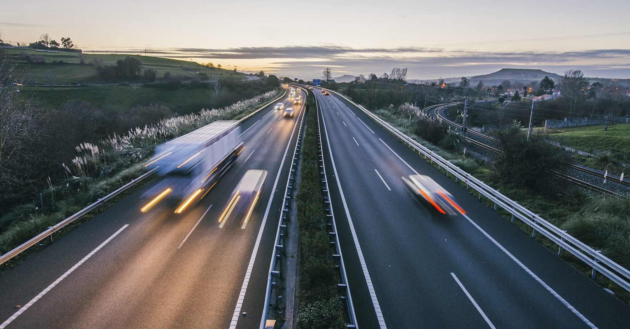 Customer Spotlight: B2B Transportation - DAT Freight & Analytics - Blog