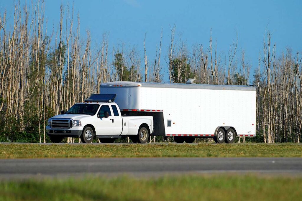 Hot Shot Trucking Startup Guide - DAT Freight & Analytics - Resource Center